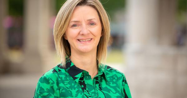 Equity picture remains positive, but use of external finance reduces in ...