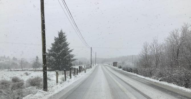 Take care warning as snow hits Newtownhamilton - Alpha Newspaper Group